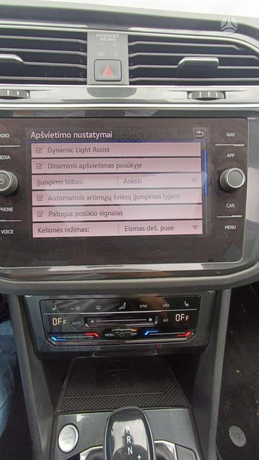 Pelēks Volkswagen Tiguan 2021 Gargždai, ar dzinēja tilpumu 1.97 L un nobraukumu 140 tūkst. km par 22900 €, foto 32 vietnē AUTOMOTO.COM.LV