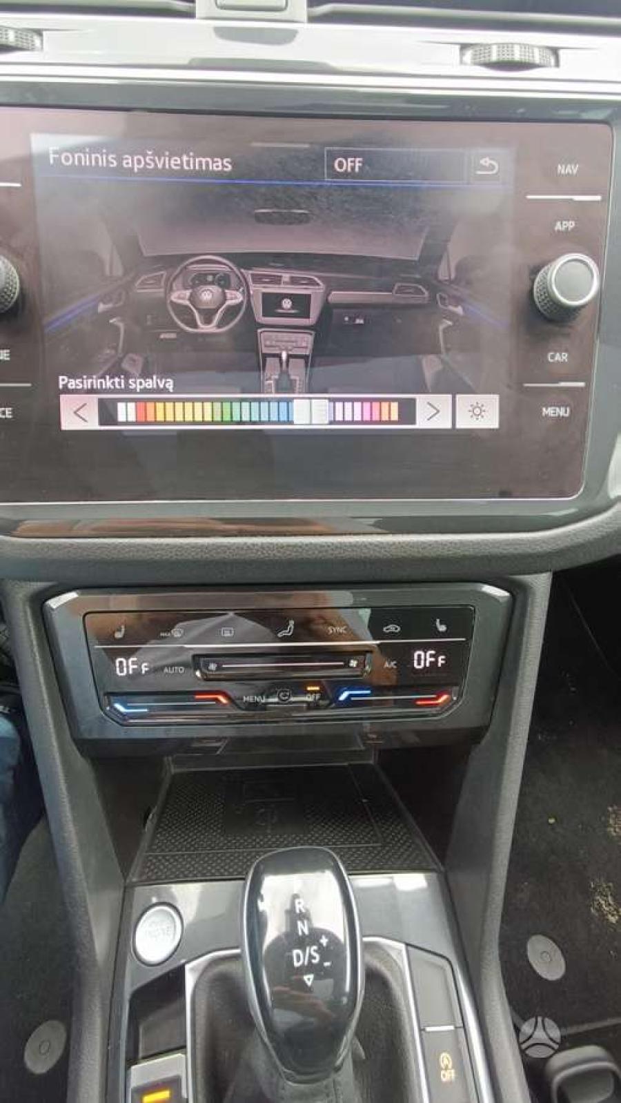 Pelēks Volkswagen Tiguan 2021 Gargždai, ar dzinēja tilpumu 1.97 L un nobraukumu 140 tūkst. km par 22900 €, foto 34 vietnē AUTOMOTO.COM.LV