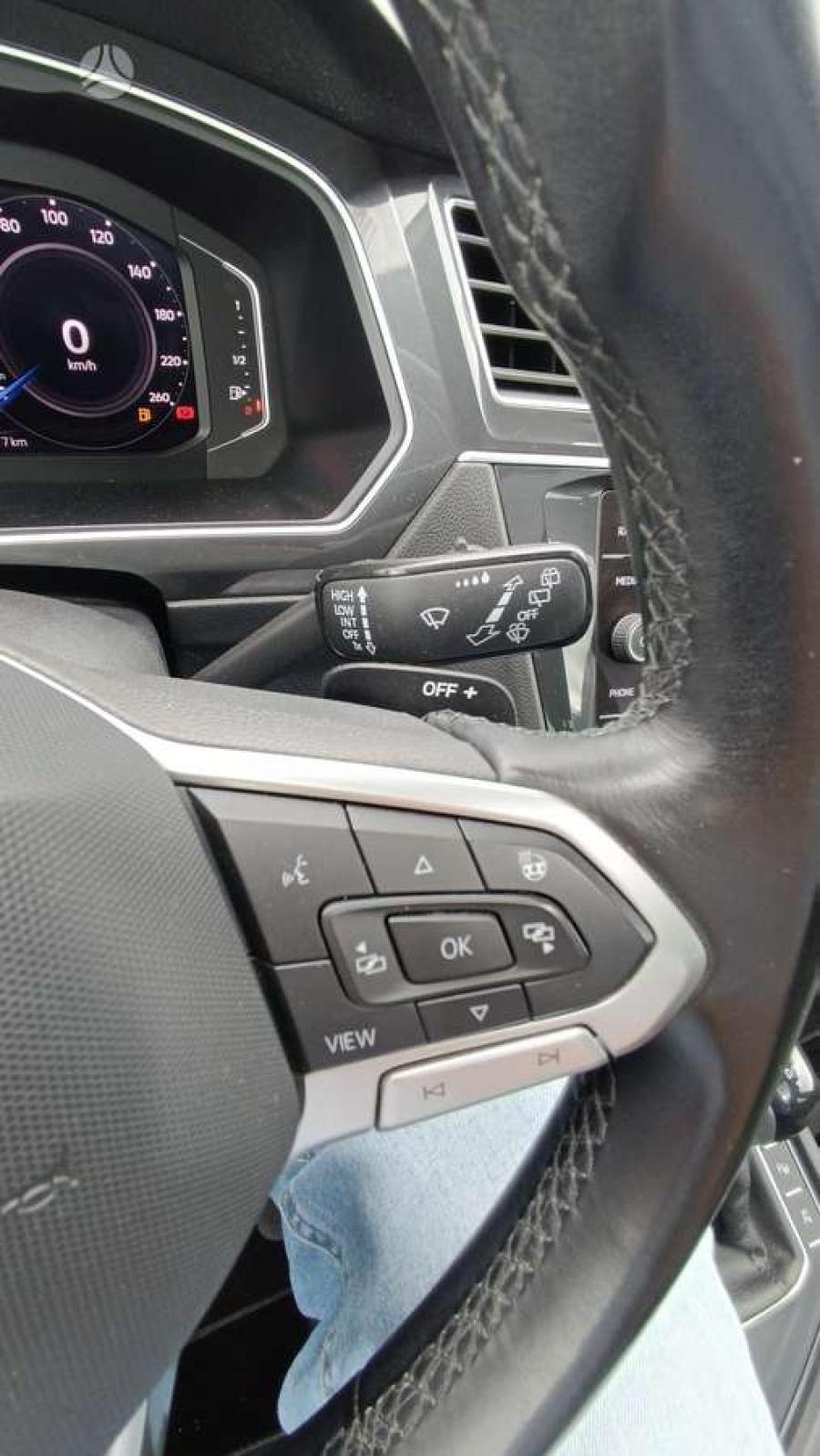 Pelēks Volkswagen Tiguan 2021 Gargždai, ar dzinēja tilpumu 1.97 L un nobraukumu 140 tūkst. km par 22900 €, foto 39 vietnē AUTOMOTO.COM.LV