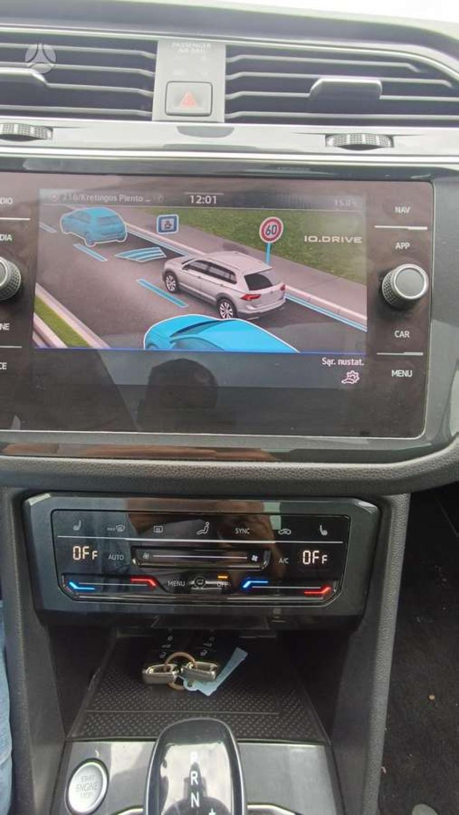 Pelēks Volkswagen Tiguan 2021 Gargždai, ar dzinēja tilpumu 1.97 L un nobraukumu 140 tūkst. km par 22900 €, foto 42 vietnē AUTOMOTO.COM.LV