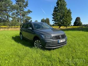 Grey Volkswagen Tiguan 2021 in Jelgava, with an engine capacity of 1.50 L and mileage of 223 thousand km for 17000 €, photo  on AUTOMOTO.COM.LV