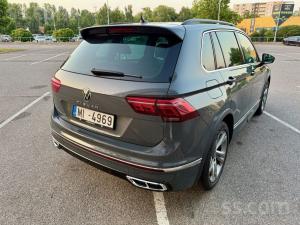Pelēks Volkswagen Tiguan 2021 Rīga, ar dzinēja tilpumu 1.50 L un nobraukumu 73 tūkst. km par 23000 €, foto 6 vietnē AUTOMOTO.COM.LV