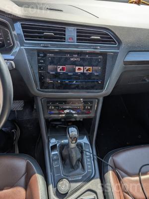 Grey Volkswagen Tiguan 2021 in Ogre, with an engine capacity of 2.00 L and mileage of 122 thousand km for 25500 €, photo 17 on AUTOMOTO.COM.LV