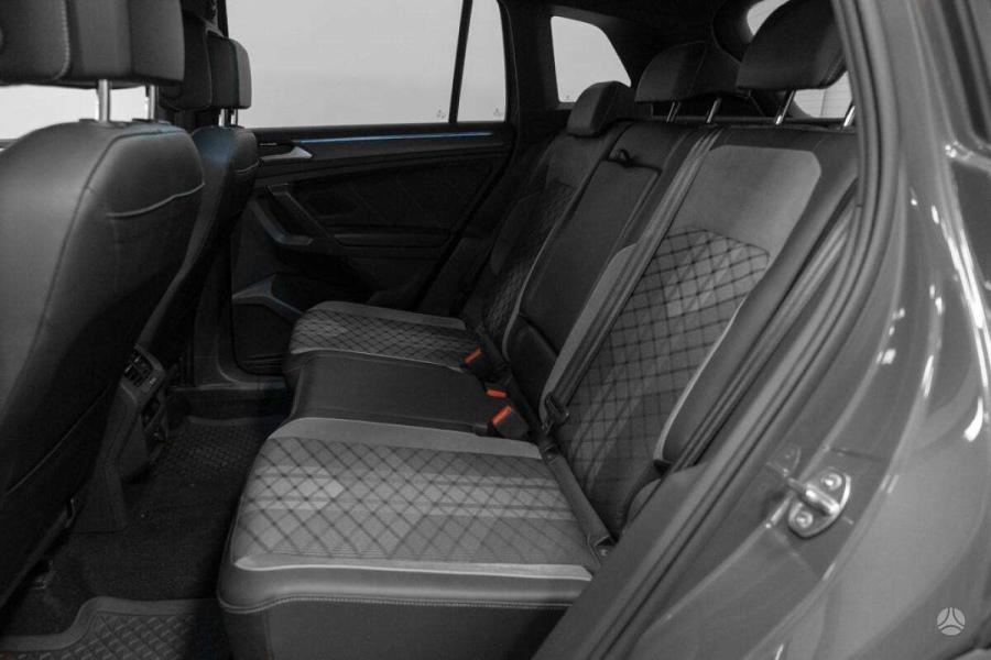 Pelēks Volkswagen Tiguan 2021 Viļņa, ar dzinēja tilpumu 1.50 L un nobraukumu 66 tūkst. km par 27500 €, foto 9 vietnē AUTOMOTO.COM.LV