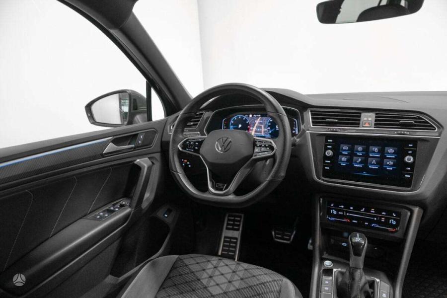 Pelēks Volkswagen Tiguan 2021 Viļņa, ar dzinēja tilpumu 1.50 L un nobraukumu 66 tūkst. km par 27500 €, foto 10 vietnē AUTOMOTO.COM.LV
