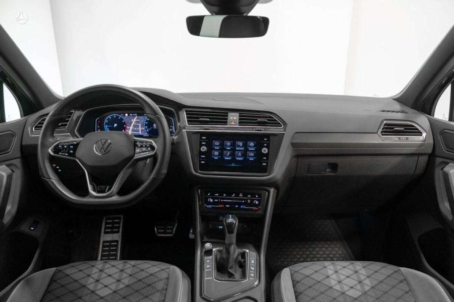 Pelēks Volkswagen Tiguan 2021 Viļņa, ar dzinēja tilpumu 1.50 L un nobraukumu 66 tūkst. km par 27500 €, foto 11 vietnē AUTOMOTO.COM.LV