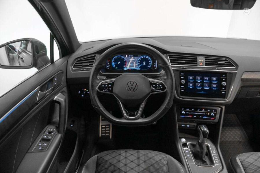 Pelēks Volkswagen Tiguan 2021 Viļņa, ar dzinēja tilpumu 1.50 L un nobraukumu 66 tūkst. km par 27500 €, foto 12 vietnē AUTOMOTO.COM.LV