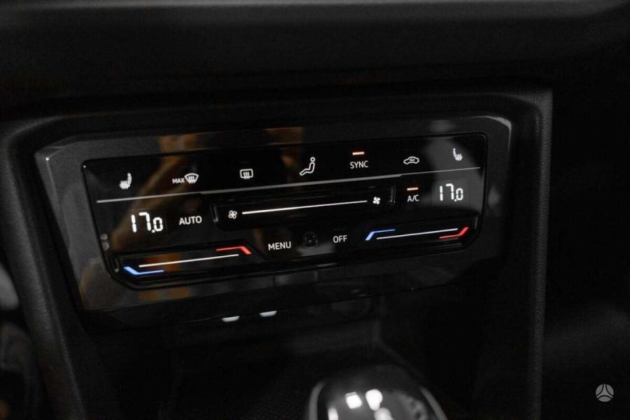 Pelēks Volkswagen Tiguan 2021 Viļņa, ar dzinēja tilpumu 1.50 L un nobraukumu 66 tūkst. km par 27500 €, foto 22 vietnē AUTOMOTO.COM.LV