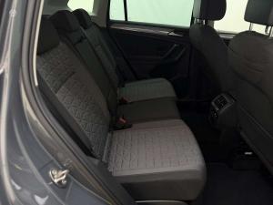 Grey Volkswagen Tiguan 2021 in Vilnius, with an engine capacity of 1.97 L and mileage of 155 thousand km for 23500 €, photo 14 on AUTOMOTO.COM.LV