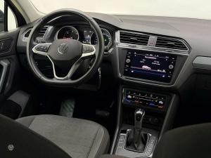 Grey Volkswagen Tiguan 2021 in Vilnius, with an engine capacity of 1.97 L and mileage of 155 thousand km for 23500 €, photo 17 on AUTOMOTO.COM.LV