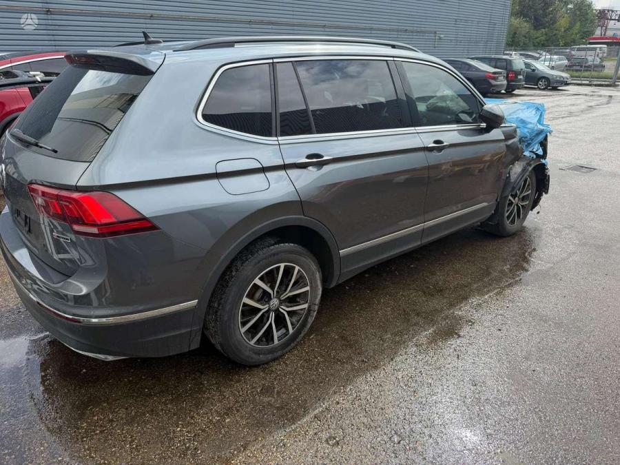 Pelēks Volkswagen Tiguan 2021 Kauņa, ar dzinēja tilpumu 1.98 L un nobraukumu 116 tūkst. km par 7800 €, foto 6 vietnē AUTOMOTO.COM.LV