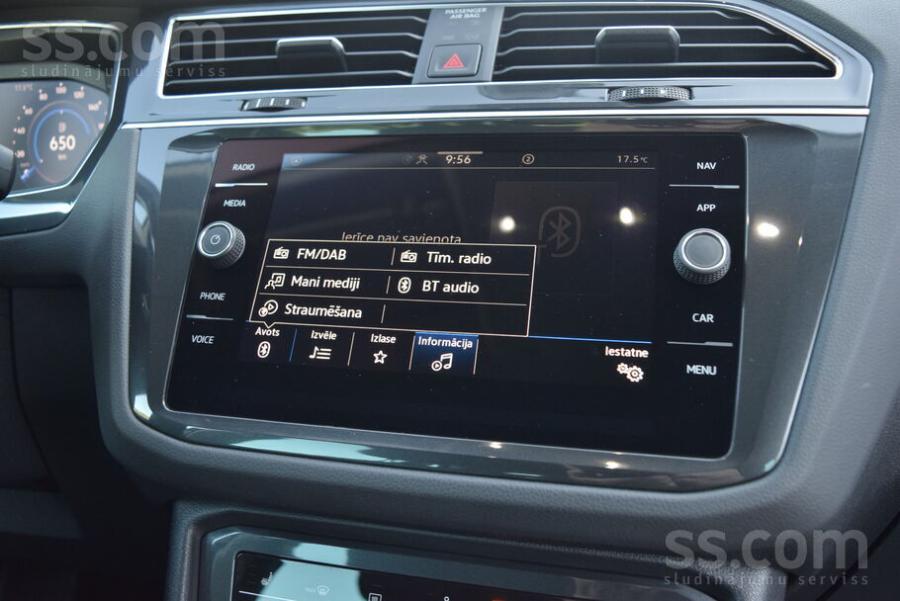 Grey Volkswagen Tiguan 2021 in Riga, with an engine capacity of 1.50 L and mileage of 54 thousand km for 22000 €, photo 8 on AUTOMOTO.COM.LV