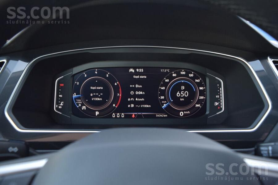 Grey Volkswagen Tiguan 2021 in Riga, with an engine capacity of 1.50 L and mileage of 54 thousand km for 22000 €, photo 11 on AUTOMOTO.COM.LV
