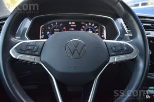 Grey Volkswagen Tiguan 2021 in Riga, with an engine capacity of 1.50 L and mileage of 54 thousand km for 22000 €, photo 12 on AUTOMOTO.COM.LV