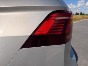 Grey Volkswagen Tiguan 2021 in Klaipeda, with an engine capacity of 2.00 L and mileage of 236 thousand km for 20900 €, photo 9 on AUTOMOTO.COM.LV