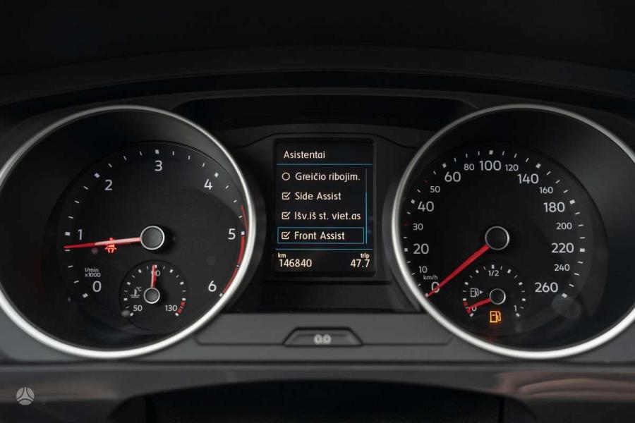 Grey Volkswagen Tiguan 2021 in Vilnius, with an engine capacity of 1.97 L and mileage of 147 thousand km for 18200 €, photo 22 on AUTOMOTO.COM.LV