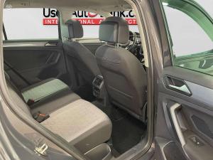 Grey Volkswagen Tiguan 2021 in Vilnius, with an engine capacity of 1.40 L and mileage of 146 thousand km for 18513 €, photo 11 on AUTOMOTO.COM.LV