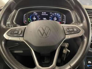 Grey Volkswagen Tiguan 2021 in Vilnius, with an engine capacity of 1.40 L and mileage of 146 thousand km for 18513 €, photo 12 on AUTOMOTO.COM.LV