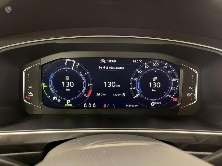 Grey Volkswagen Tiguan 2021 in Vilnius, with an engine capacity of 1.40 L and mileage of 146 thousand km for 18513 €, photo 13 on AUTOMOTO.COM.LV