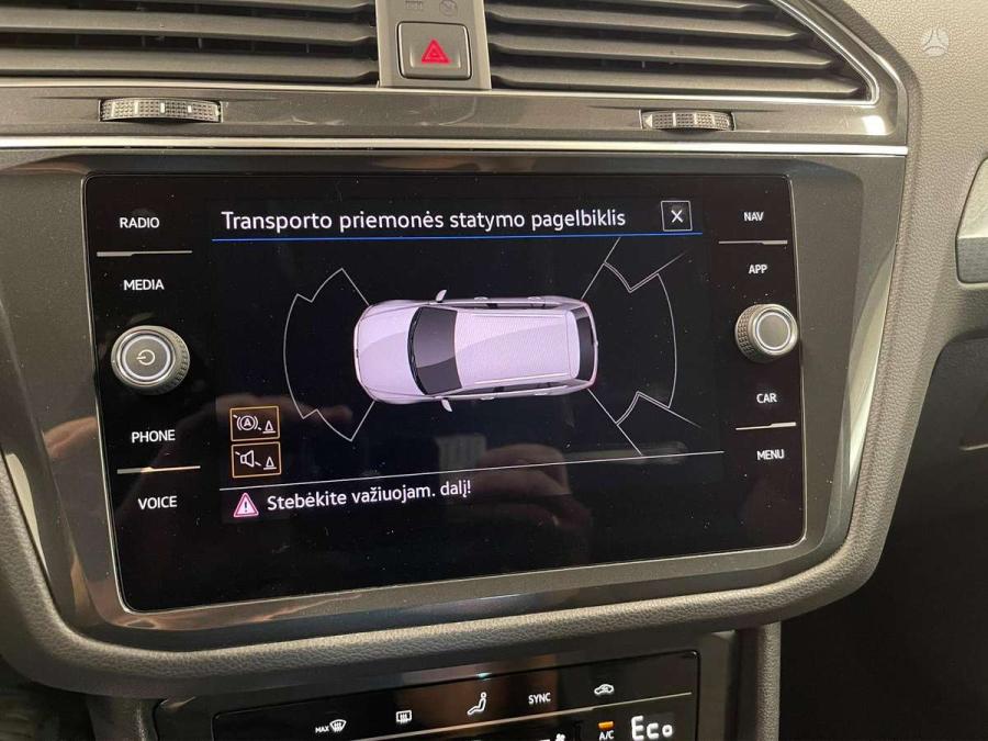 Grey Volkswagen Tiguan 2021 in Vilnius, with an engine capacity of 1.40 L and mileage of 146 thousand km for 18513 €, photo 15 on AUTOMOTO.COM.LV