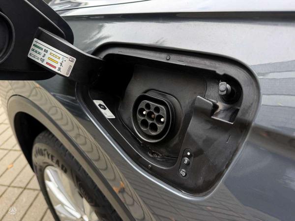 Pelēks Volkswagen Tiguan 2021 Kauņa, ar dzinēja tilpumu 1.40 L un nobraukumu 185 tūkst. km par 19900 €, foto 6 vietnē AUTOMOTO.COM.LV