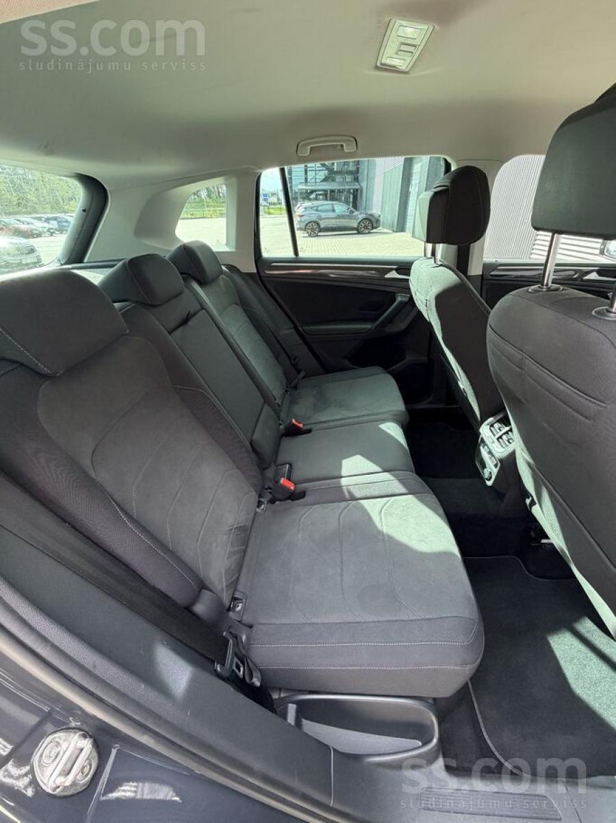 Pelēks Volkswagen Tiguan 2021 Rīga, ar dzinēja tilpumu 1.50 L un nobraukumu 133 tūkst. km par 22500 €, foto 10 vietnē AUTOMOTO.COM.LV