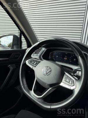 Pelēks Volkswagen Tiguan 2021 Rīga, ar dzinēja tilpumu 1.50 L un nobraukumu 133 tūkst. km par 22500 €, foto 11 vietnē AUTOMOTO.COM.LV