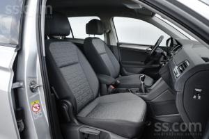 Grey Volkswagen Tiguan 2021 in Riga, with an engine capacity of 1.50 L and mileage of 84 thousand km for 19350 €, photo 7 on AUTOMOTO.COM.LV