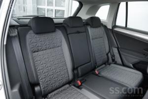 Grey Volkswagen Tiguan 2021 in Riga, with an engine capacity of 1.50 L and mileage of 84 thousand km for 19350 €, photo 8 on AUTOMOTO.COM.LV