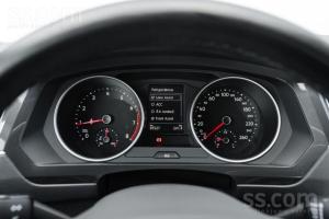 Grey Volkswagen Tiguan 2021 in Riga, with an engine capacity of 1.50 L and mileage of 84 thousand km for 19350 €, photo 12 on AUTOMOTO.COM.LV