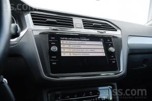 Grey Volkswagen Tiguan 2021 in Riga, with an engine capacity of 1.50 L and mileage of 84 thousand km for 19350 €, photo 23 on AUTOMOTO.COM.LV