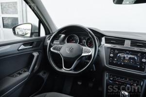 Grey Volkswagen Tiguan 2021 in Riga, with an engine capacity of 1.50 L and mileage of 84 thousand km for 19350 €, photo 27 on AUTOMOTO.COM.LV