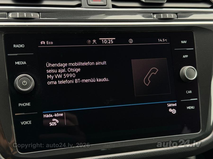 Grey Volkswagen Tiguan 2021 in Parnu, with an engine capacity of 2.00 L and mileage of 107 thousand km for 26900 €, photo 16 on AUTOMOTO.COM.LV
