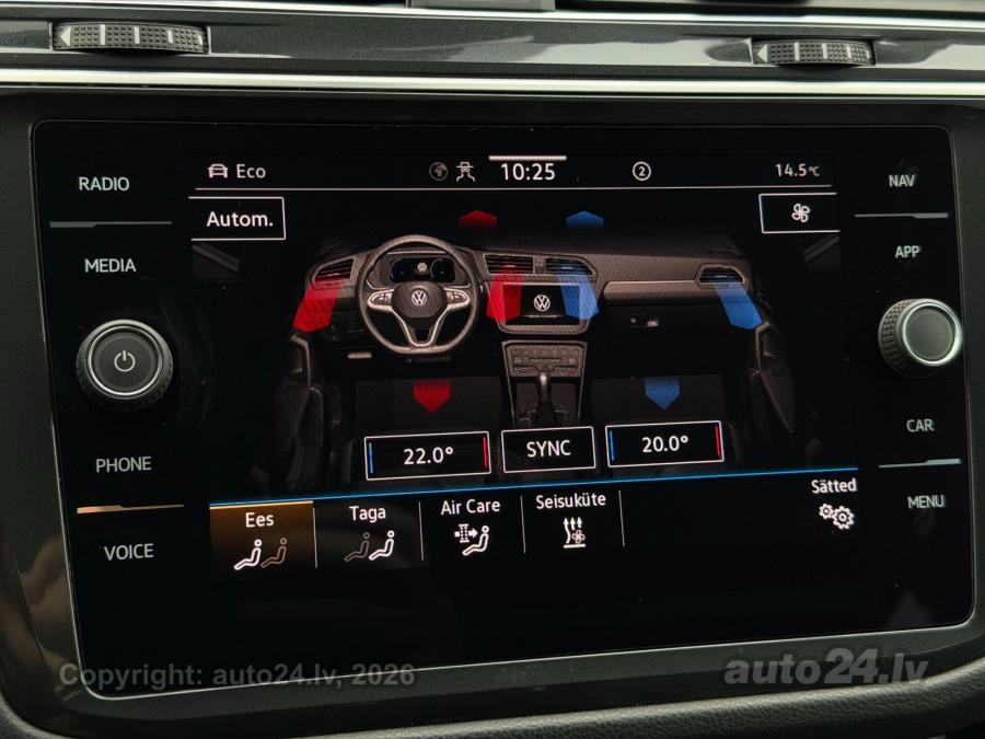 Grey Volkswagen Tiguan 2021 in Parnu, with an engine capacity of 2.00 L and mileage of 107 thousand km for 26900 €, photo 18 on AUTOMOTO.COM.LV
