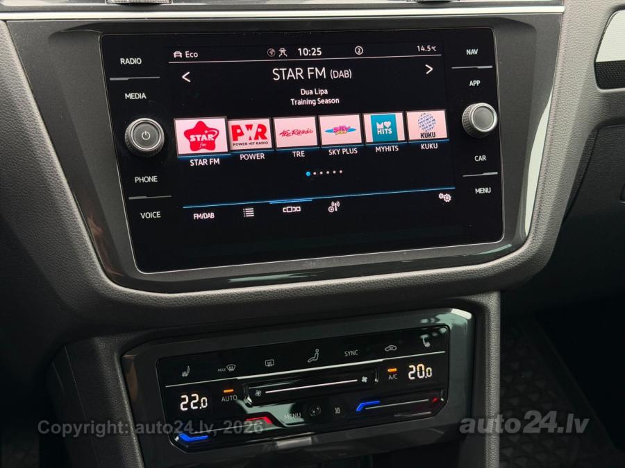 Grey Volkswagen Tiguan 2021 in Parnu, with an engine capacity of 2.00 L and mileage of 107 thousand km for 26900 €, photo 19 on AUTOMOTO.COM.LV