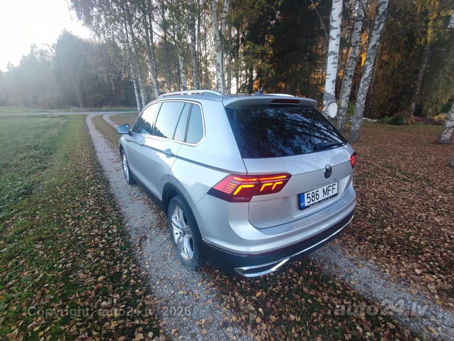 Pelēks Volkswagen Tiguan 2021 Repina, ar dzinēja tilpumu 2.00 L un nobraukumu 87 tūkst. km par 26700 €, foto 4 vietnē AUTOMOTO.COM.LV