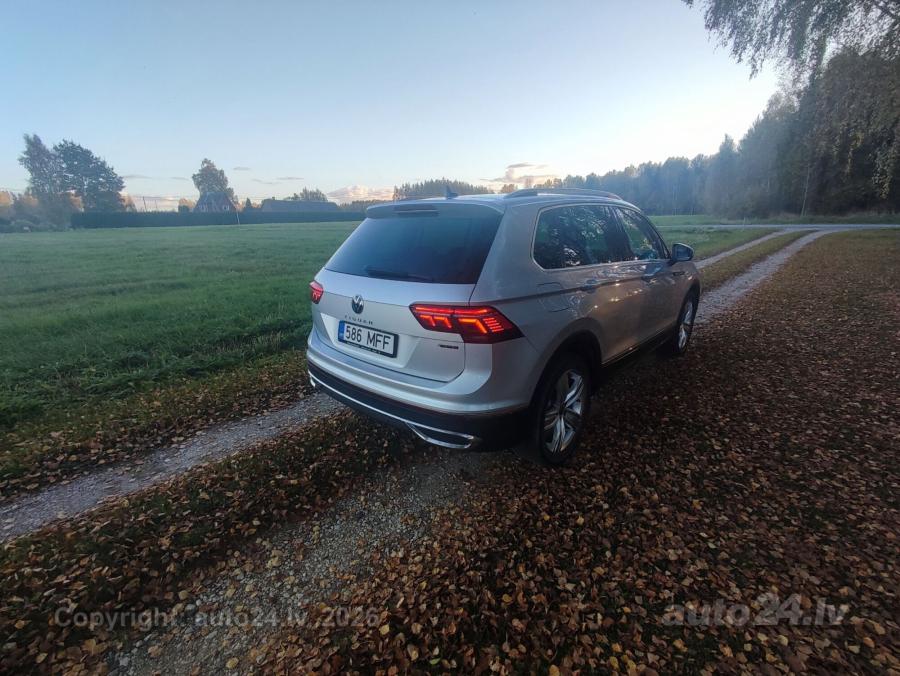 Pelēks Volkswagen Tiguan 2021 Repina, ar dzinēja tilpumu 2.00 L un nobraukumu 87 tūkst. km par 26700 €, foto 5 vietnē AUTOMOTO.COM.LV