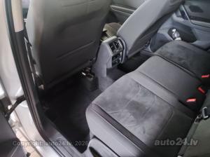Pelēks Volkswagen Tiguan 2021 Repina, ar dzinēja tilpumu 2.00 L un nobraukumu 87 tūkst. km par 26700 €, foto 10 vietnē AUTOMOTO.COM.LV