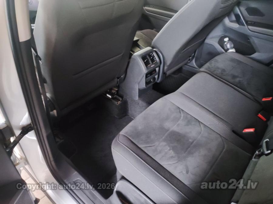 Pelēks Volkswagen Tiguan 2021 Repina, ar dzinēja tilpumu 2.00 L un nobraukumu 87 tūkst. km par 26700 €, foto 10 vietnē AUTOMOTO.COM.LV