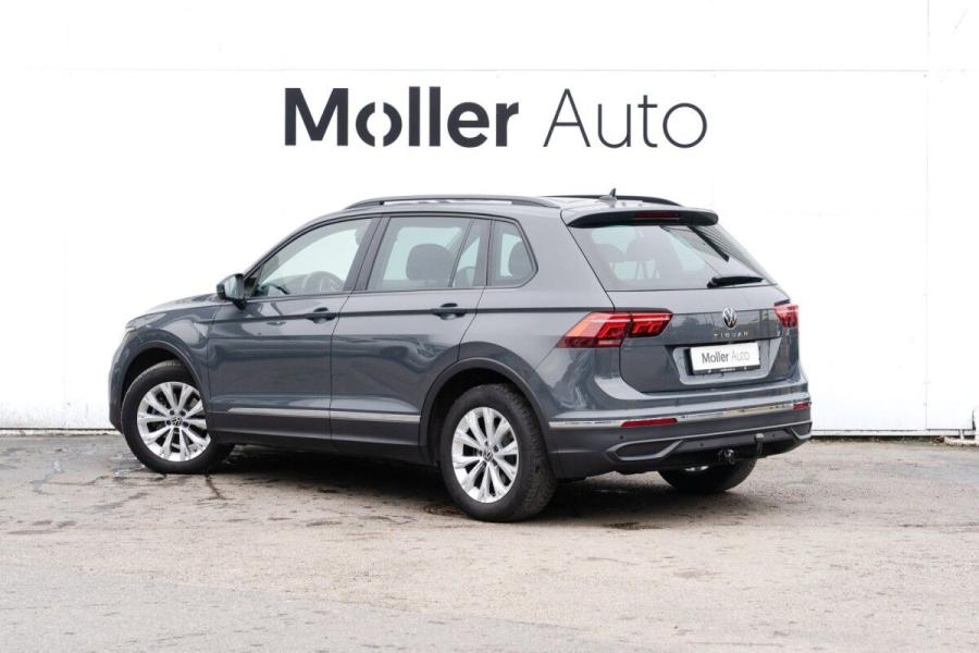 Pelēks Volkswagen Tiguan 2021 Rīga, ar dzinēja tilpumu 1.50 L un nobraukumu 166 tūkst. km par 18350 €, foto 3 vietnē AUTOMOTO.COM.LV