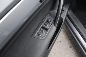 Pelēks Volkswagen Tiguan 2021 Rīga, ar dzinēja tilpumu 1.50 L un nobraukumu 166 tūkst. km par 18350 €, foto 10 vietnē AUTOMOTO.COM.LV