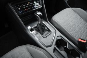 Pelēks Volkswagen Tiguan 2021 Rīga, ar dzinēja tilpumu 1.50 L un nobraukumu 166 tūkst. km par 18350 €, foto 15 vietnē AUTOMOTO.COM.LV