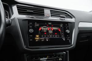 Pelēks Volkswagen Tiguan 2021 Rīga, ar dzinēja tilpumu 1.50 L un nobraukumu 166 tūkst. km par 18350 €, foto 22 vietnē AUTOMOTO.COM.LV