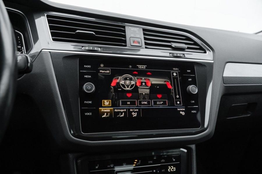 Pelēks Volkswagen Tiguan 2021 Rīga, ar dzinēja tilpumu 1.50 L un nobraukumu 166 tūkst. km par 18350 €, foto 22 vietnē AUTOMOTO.COM.LV