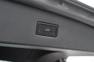 Pelēks Volkswagen Tiguan 2021 Rīga, ar dzinēja tilpumu 1.50 L un nobraukumu 166 tūkst. km par 18350 €, foto 27 vietnē AUTOMOTO.COM.LV