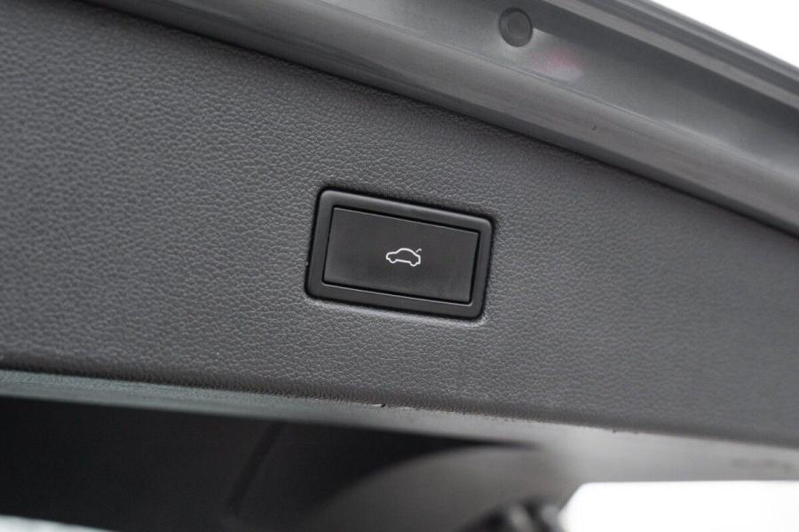 Pelēks Volkswagen Tiguan 2021 Rīga, ar dzinēja tilpumu 1.50 L un nobraukumu 166 tūkst. km par 18350 €, foto 27 vietnē AUTOMOTO.COM.LV
