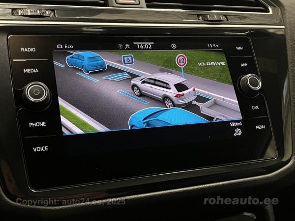 Pelēks Volkswagen Tiguan 2022 Tallina, ar dzinēja tilpumu 2.00 L un nobraukumu 84 tūkst. km par 28500 €, foto 11 vietnē AUTOMOTO.COM.LV