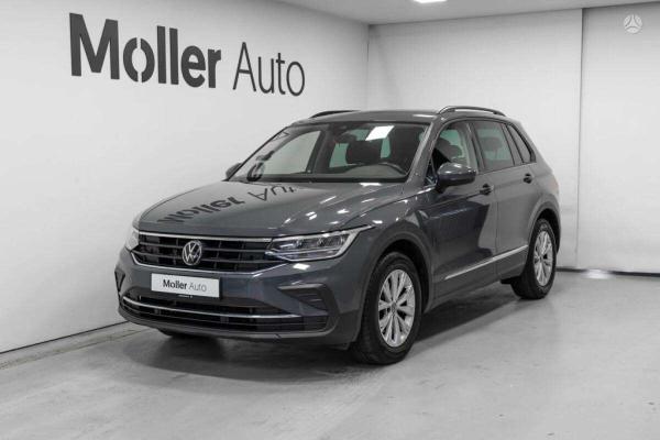 Pelēks Volkswagen Tiguan 2022 Viļņa, ar dzinēja tilpumu 1.50 L un nobraukumu 136 tūkst. km par 19500 €, foto 1 vietnē AUTOMOTO.COM.LV