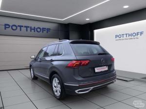 Grey Volkswagen Tiguan 2022 in Kaunas, with an engine capacity of 2.00 L and mileage of 69 thousand km for 32470 €, photo 2 on AUTOMOTO.COM.LV