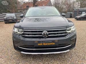 Pelēks Volkswagen Tiguan 2022 Kauņa, ar dzinēja tilpumu 2.00 L un nobraukumu 34 tūkst. km par 31567 €, foto 2 vietnē AUTOMOTO.COM.LV